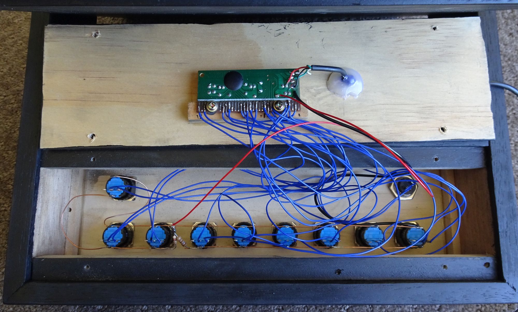 Making a game controller from an old USB keyboard – Garry's blog